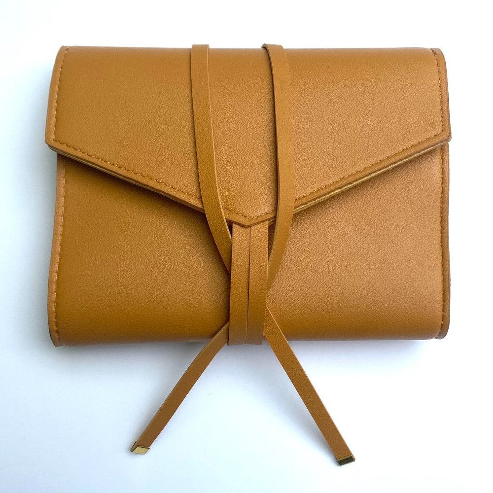 New Glass Ladder & Co. Natural Leather Cosmetic / Acc… - Gem